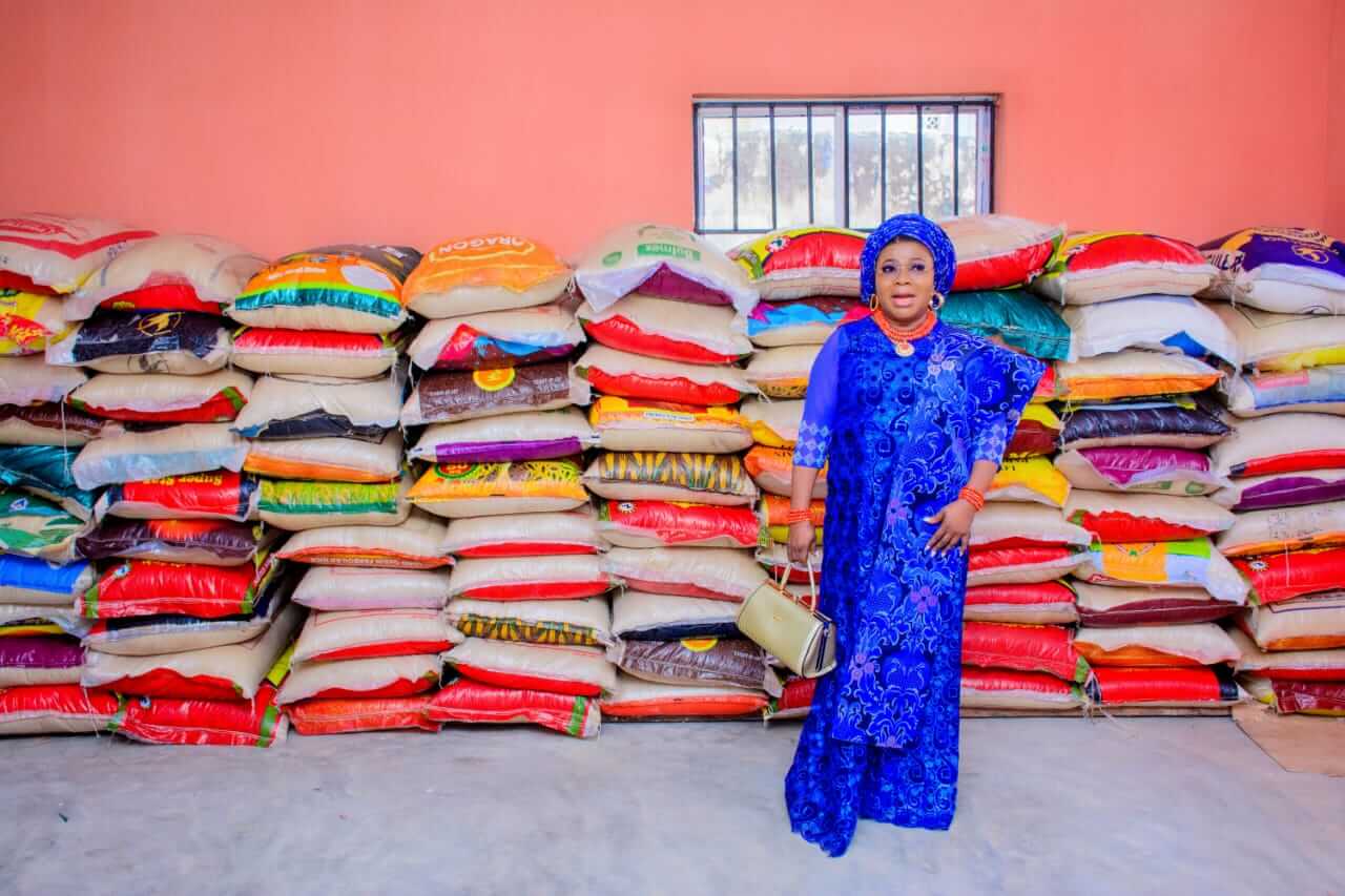 Ileya Festival: Olori Afolabi launches food bank, distributes rice to ...